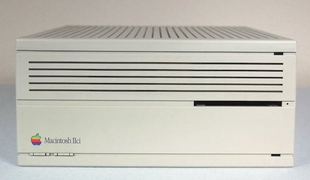 Распаковка и подготовка к работе 25-летнего Macintosh IIcx (видео ...